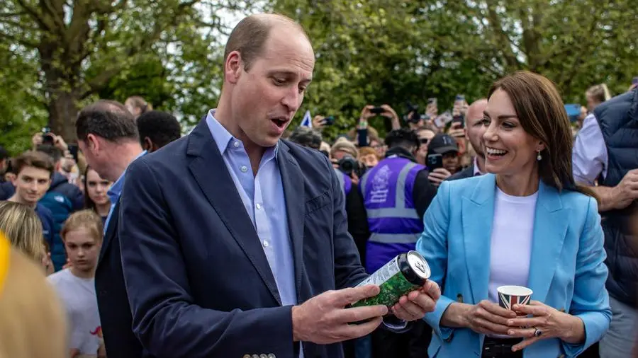 William e Kate fra la gente allo street party di Windsor | Giornale di ...