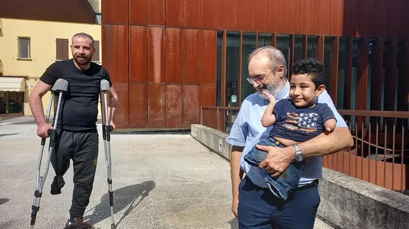 La famiglia del piccolo Mustafa lascia l'Emilia per la Germania ... La famiglia del piccolo Mustafa lascia l'Emilia per la Germania ...
