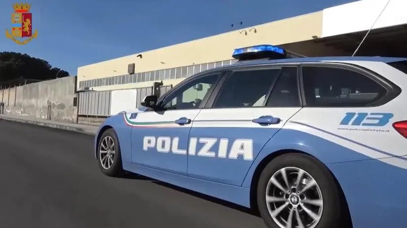 Assalto con mitra contro casa esponente clan rivale, un fermo ...