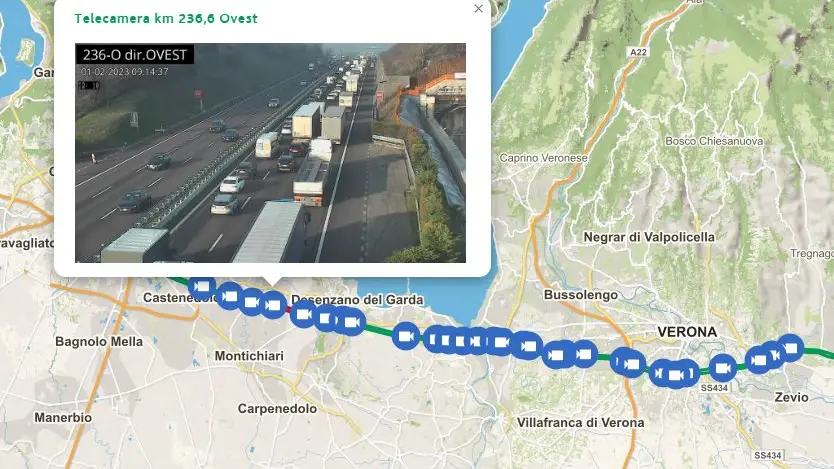 Tamponamento con un mezzo pesante in A4, lunghe code a Lonato ...