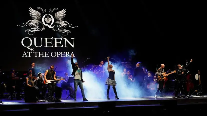 «Queen At The Opera»: una spettacolare playlist che scatena la platea ...