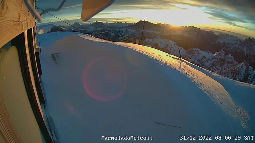 Fine anno con due metri di neve su Marmolada ma clima mite | Giornale ... Fine anno con due metri di neve su Marmolada ma clima mite | Giornale ...