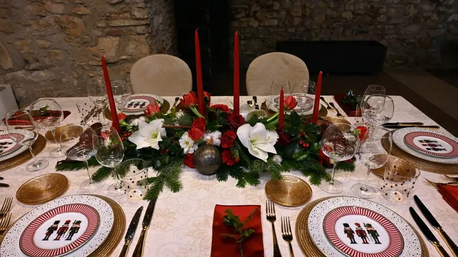 Dal Natale all’apericena, ecco come si prepara la tavola perfetta ...