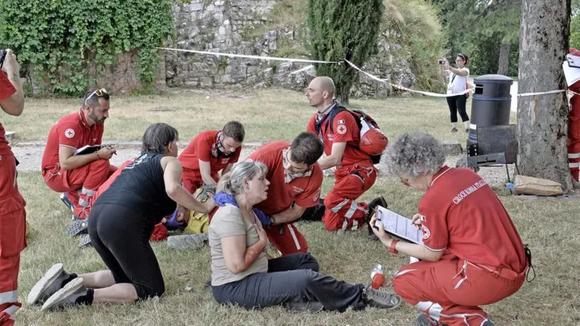 Primo soccorso, Croce Rossa in Castello: guarda le foto | Giornale di ...