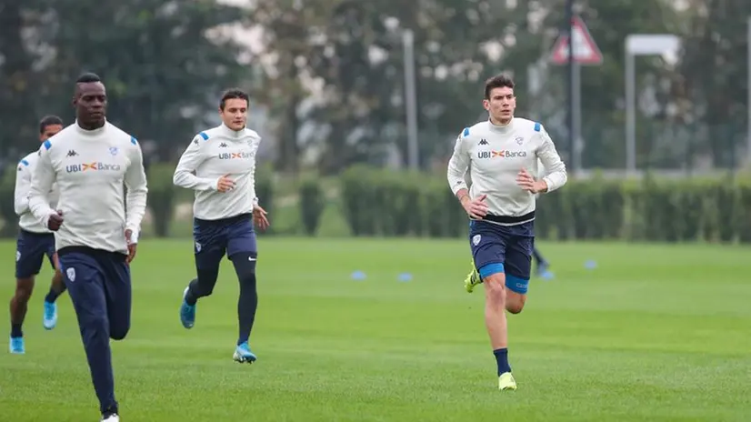 Il primo allenamento del Brescia con Fabio Grosso | Giornale di Brescia