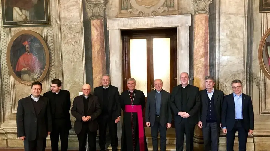 Don Angelo Gelmini nominato direttore del centro Paolo VI | Giornale di ...