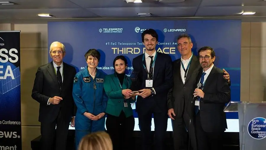 SunCubes fa correre l'elettricità senza fili e punta allo Spazio ...