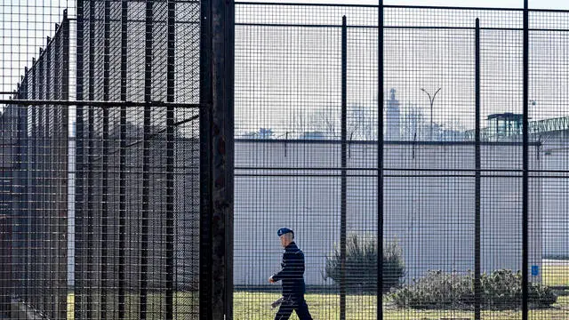 Detenuto denuncia, 'pestato in cella dagli agenti' | Giornale di Brescia