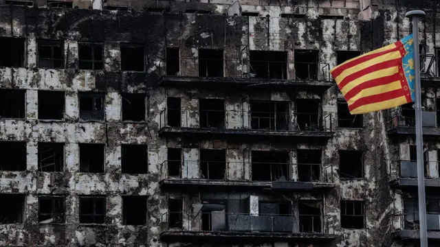 Incendio Valencia: Anpe, negli edifici non c'era poliuretano | Giornale ...