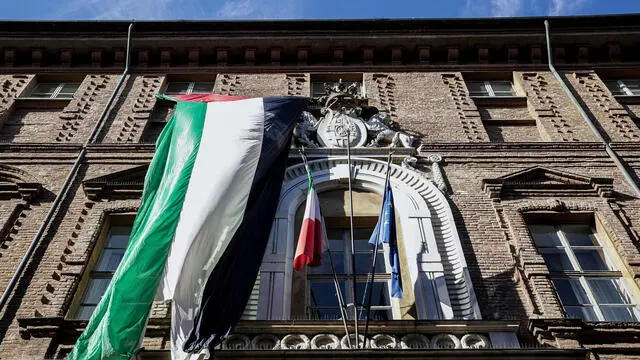 Pro Palestina, l'occupazione del rettorato a Torino va avanti ...