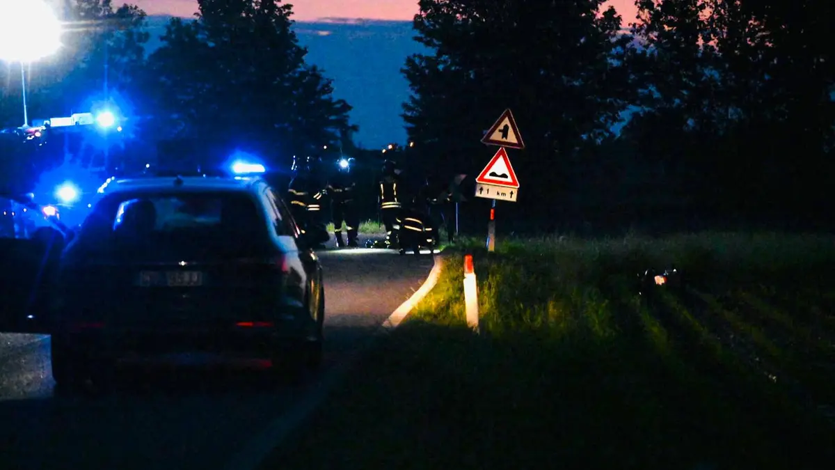 Esce di strada con la moto a Comezzano: Matilda muore a 18 anni a pochi ...