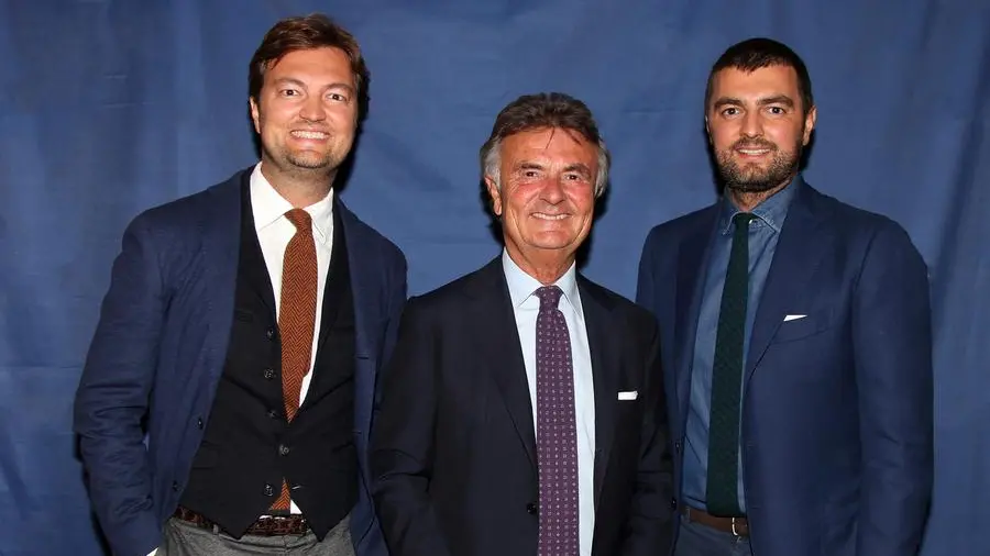 Calze e maglieria: le nicchie del lusso sostengono i conti del Gruppo ...