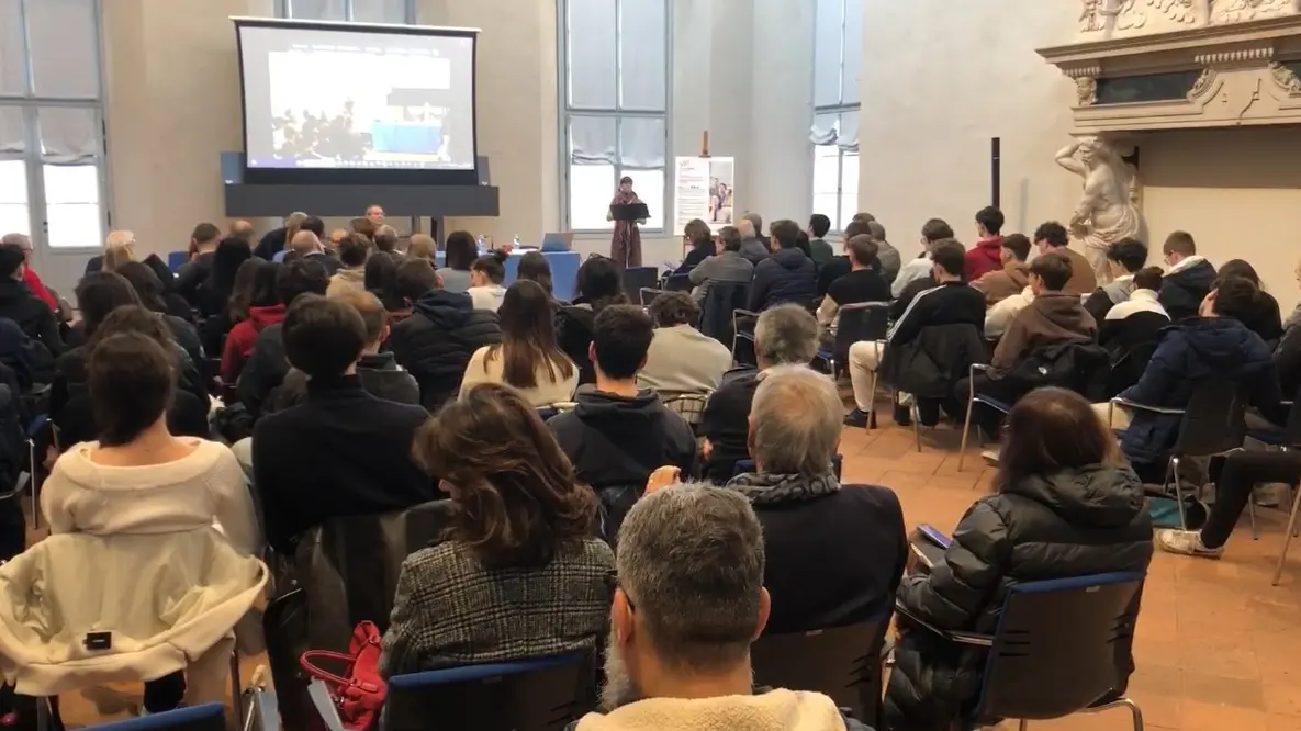 Metà degli studenti bresciani non sa la data della Strage | Giornale di ...