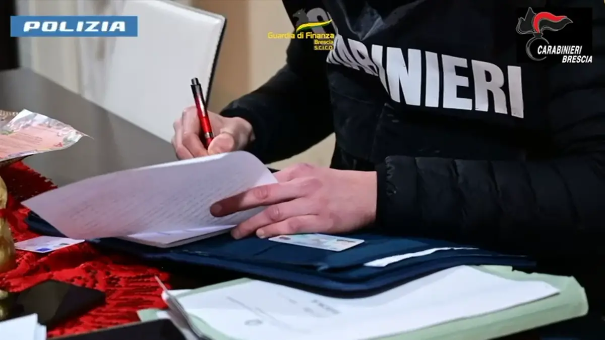 L'operazione delle Forze dell'ordine / 2 | Giornale di Brescia