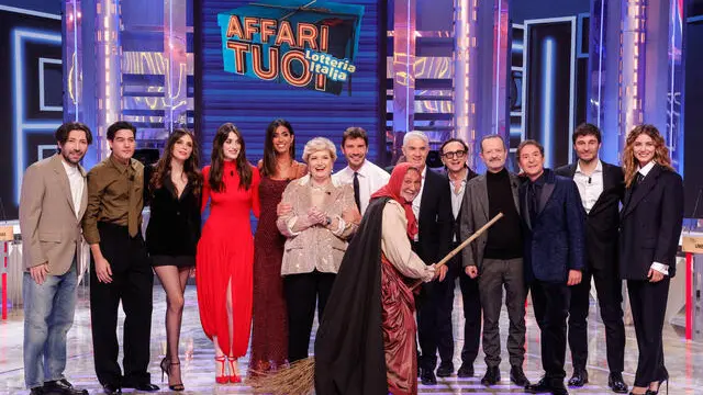 Lotteria Italia, i 25 biglietti vincenti da 100.000 euro | Giornale di ...