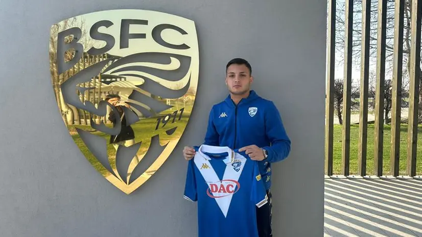 D’Andrea: «Felice di essere qui con mio “fratello” Borrelli» | Giornale ...