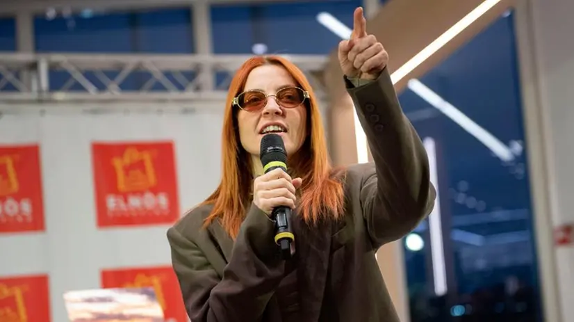 Noemi ospite a Elnòs: «A Sanremo mi sono divertita» | Giornale di Brescia