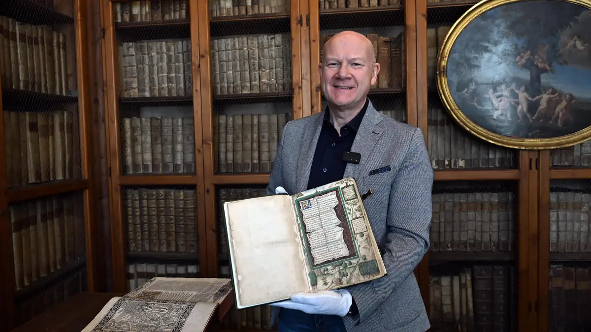 Nel caveau della Queriniana ci sono 4 libri antichi preziosissimi | Giornale di Brescia