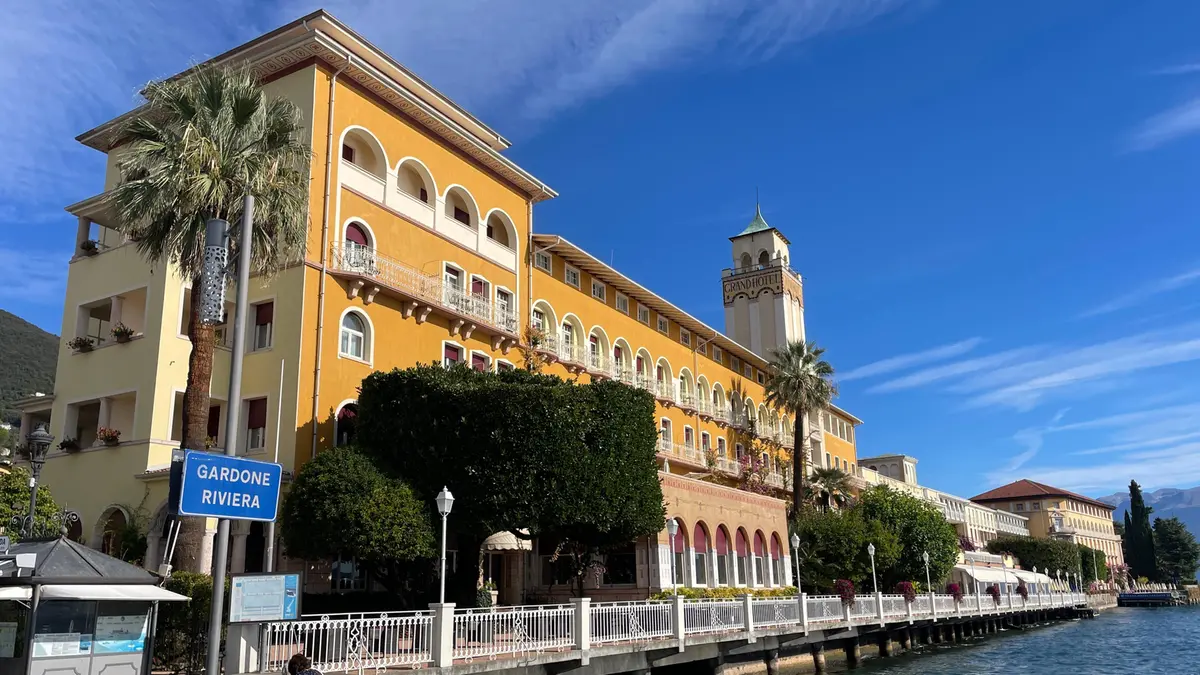 Cinque stelle lusso vista lago: Hilton trasforma il Grand Hotel Gardone ...