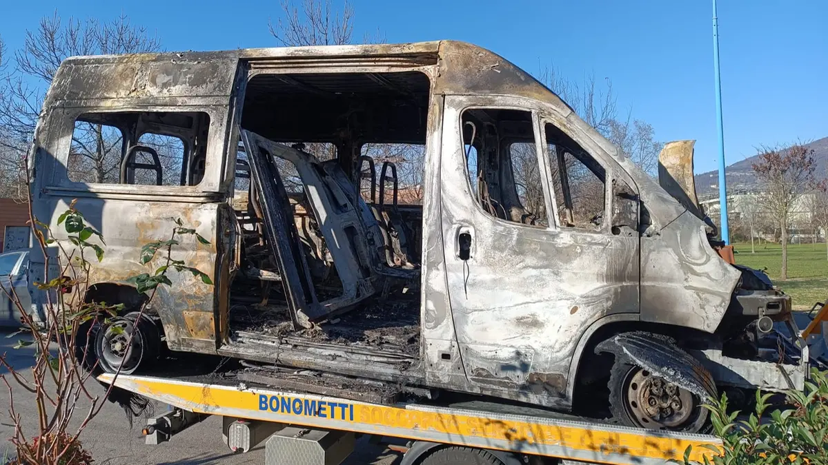 Il «PoloBus» andato a fuoco | Giornale di Brescia