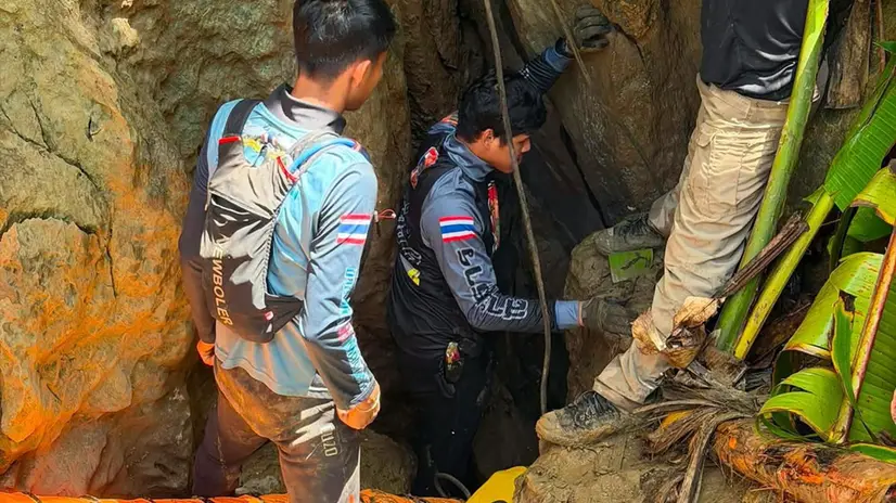 Soccorritori, 'trovate vive 5 delle persone intrappolate in grotta nel ...